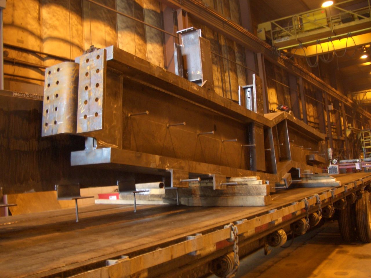 BOX COLUMN AND NODES | Loveman Steel